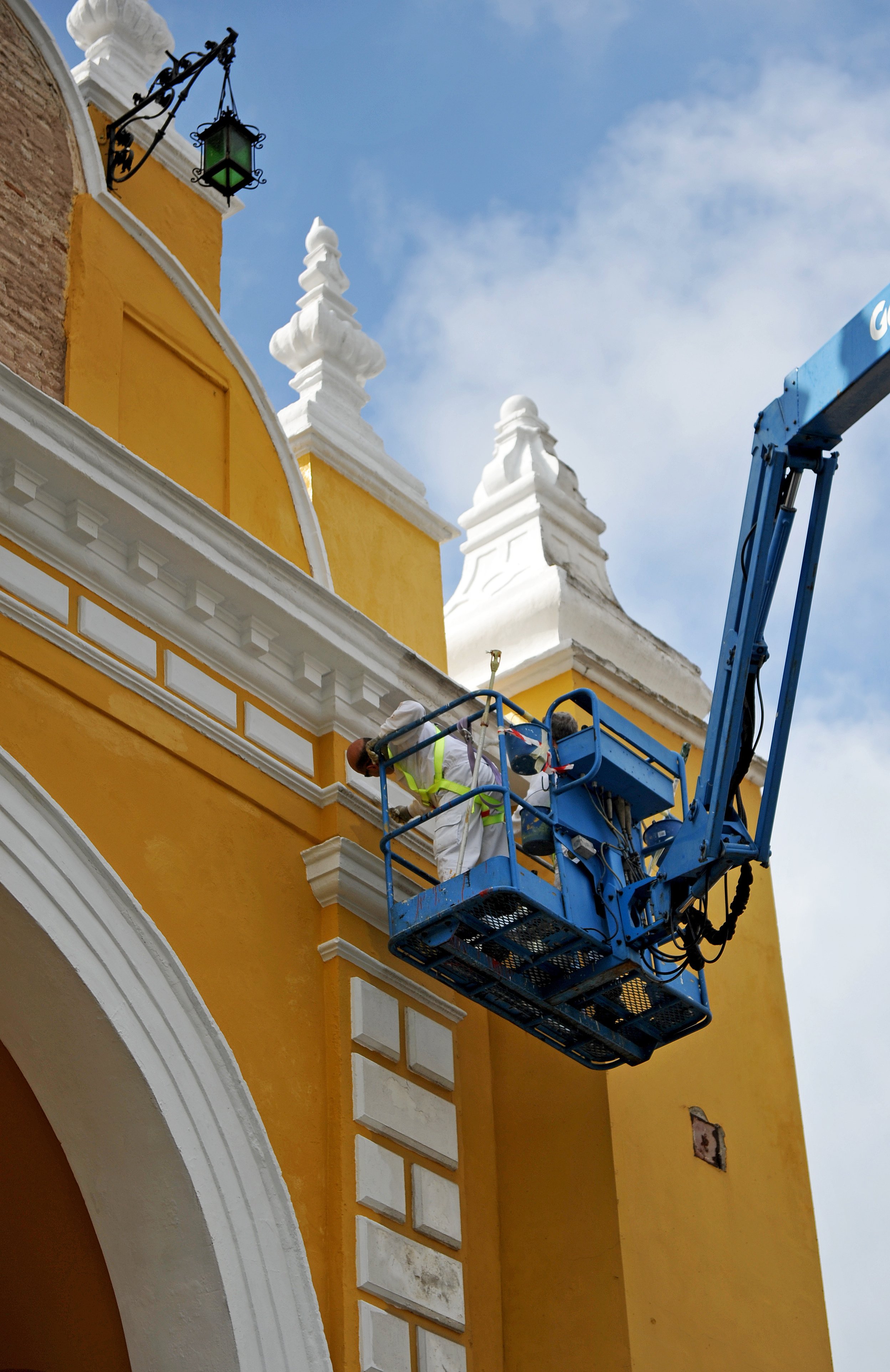 Manual para el "Manejo y uso seguro de Plataformas Elevadoras Móviles ...